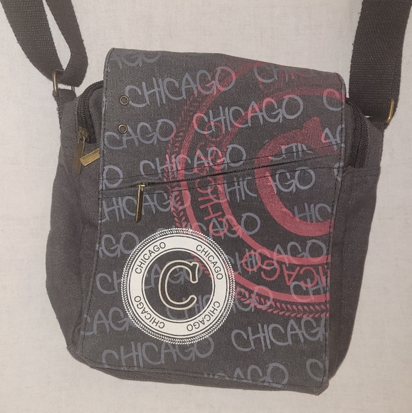 Robin Ruth | Bags | Robin Ruth Chicago Crossbody Purse | Poshmark